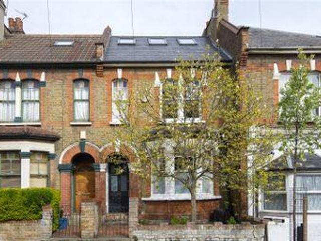 4 Bedrooms Flat for sale in Millfields Road, London E5