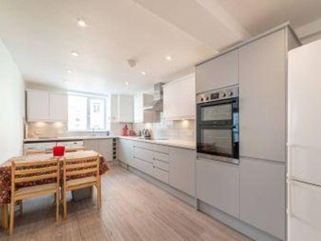 4 Bedrooms Flat for sale in Stanhope Street, Camden NW1