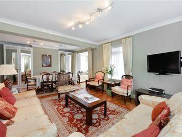 4 Bedrooms Flat for sale in Portsea Place, London W2