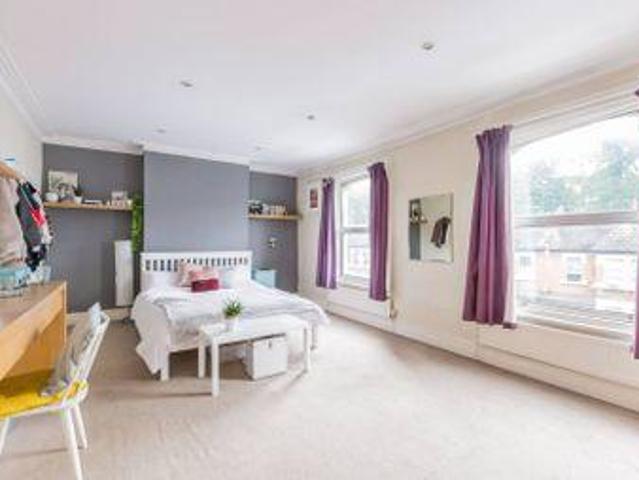 4 Bedrooms Flat for sale in Palace Gates Road, Alexandra Park, London N22
