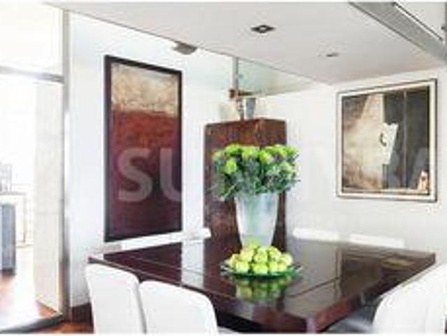4 Bedrooms Flat for sale in Peterborough Road, Fulham SW6