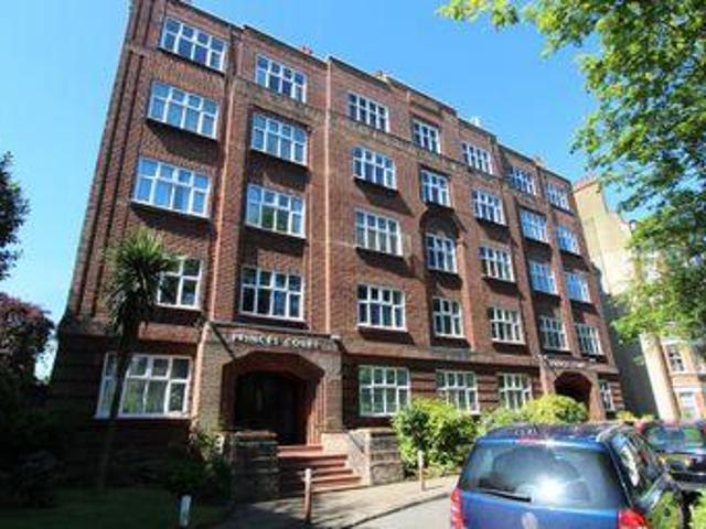 4 Bedrooms Flat for sale in Princes Court, Shoot Up Hill, Brondesbury NW2