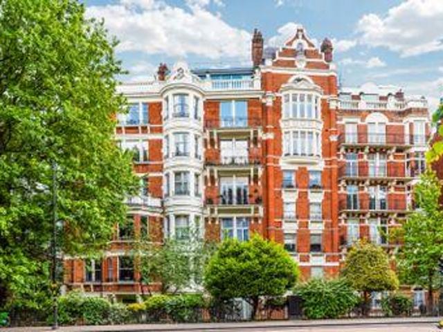 4 Bedrooms Flat for sale in Wellington Court, 116 Knightsbridge, London SW1X