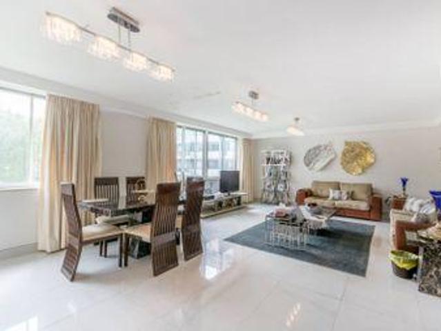 4 Bedrooms Flat for sale in The Quadrangle, Hyde Park Estate W2