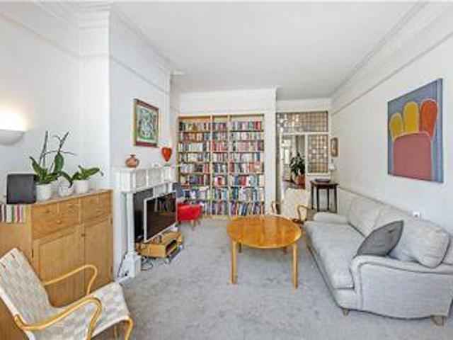 4 Bedrooms for rent in Madrid Road, Barnes, London SW13