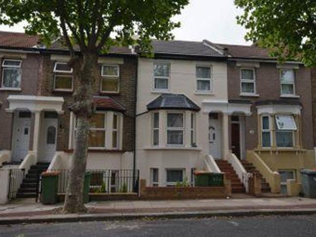 4 Bedrooms for rent in Maud Road, Plaistow E13