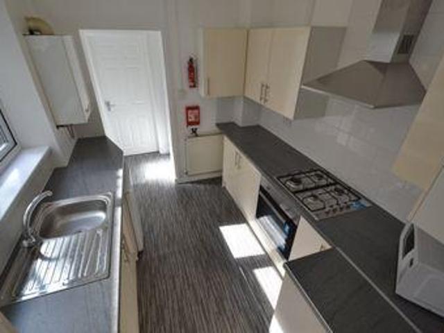 4 Bedrooms for rent in May Street, Cathays, Cardiff CF24