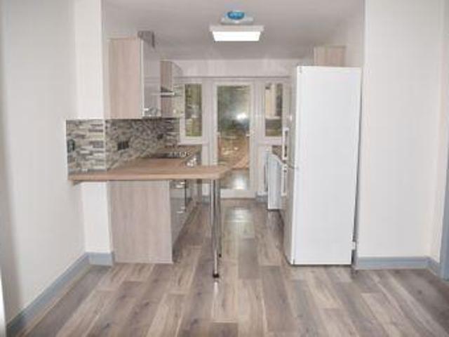4 Bedrooms for rent in Milner Road, Selly Oak, Birmingham B29