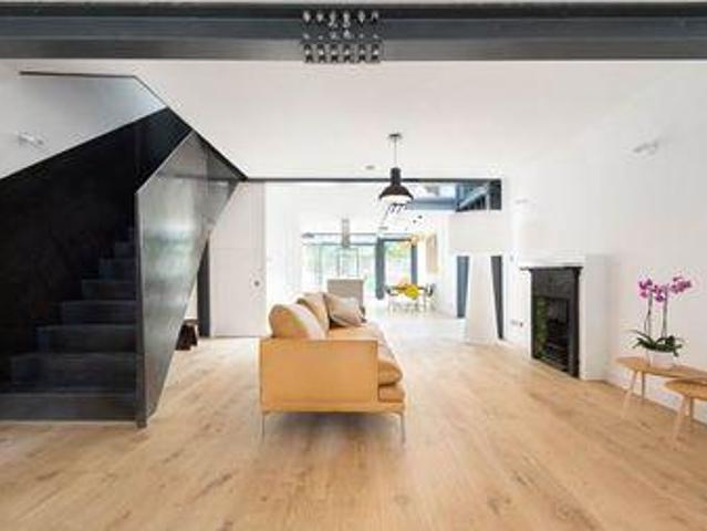 4 Bedrooms for rent in Oxford Gardens, London W10