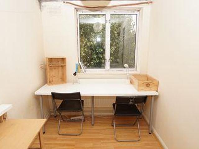 4 Bedrooms for rent in O´leary Square, London, Greater London E1