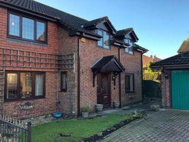 4 Bedrooms for rent in Oakwood, Derby DE21