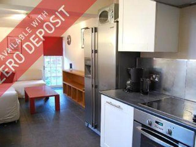 4 Bedrooms for rent in Old Moat Lane, Withington, Manchester M20