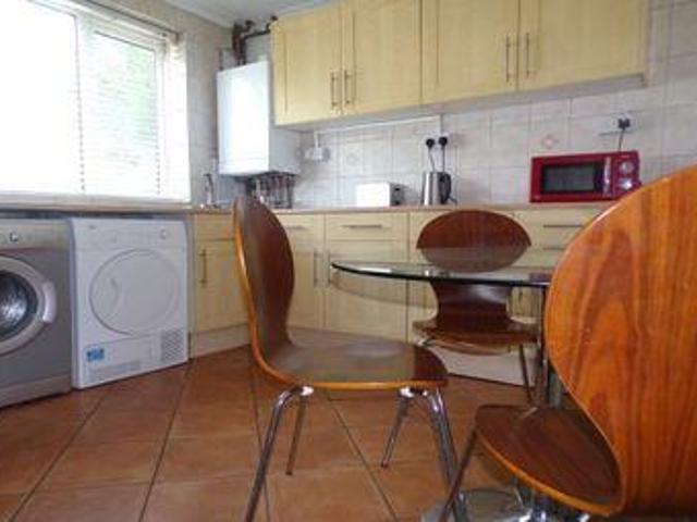4 Bedrooms for rent in Avis Square, London E1