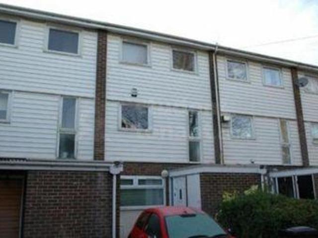 4 Bedrooms for rent in Ash Lawn Court, Chester, Cheshire West And Chester CH2