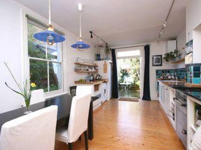 4 Bedrooms for rent in Burland Road, London SW11