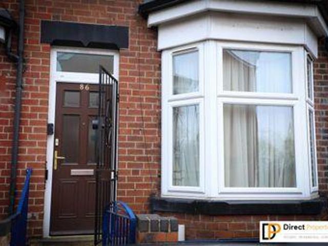 4 Bedrooms for rent in Burley Lodge Road, Hyde Park, Leeds LS6