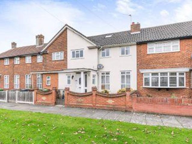 4 Bedrooms for rent in Bastable Avenue, Barking IG11