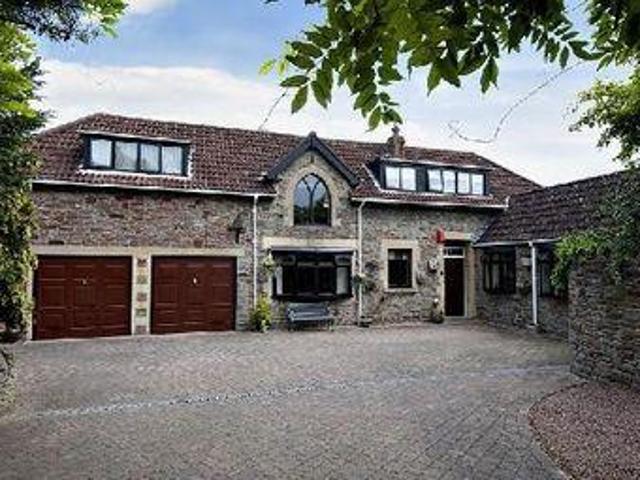 4 Bedrooms for rent in Beckspool Road, Hambrook, Bristol BS16