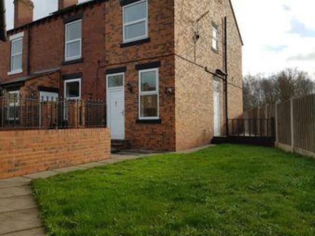 4 Bedrooms for rent in Bernard Street, Woodlesford, Leeds LS26