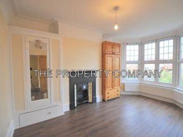4 Bedrooms for rent in Berkshire Gardens, London N13