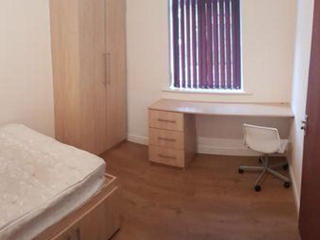 4 Bedrooms for rent in Beverly Road, Fallowfield, Manchester M14