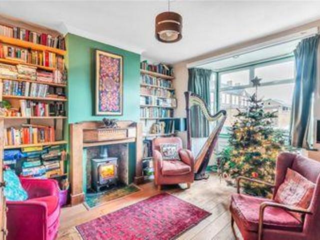 4 Bedrooms for rent in Broadwater Road, London SW17