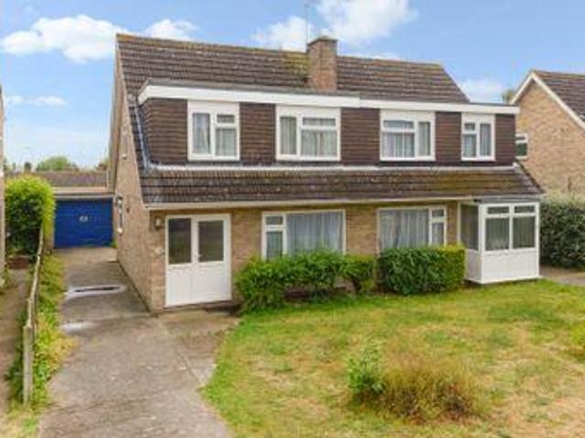 4 Bedrooms for rent in Brockenhurst Close, Canterbury CT2