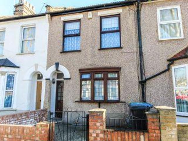 4 Bedrooms for rent in Chester Road, London N9