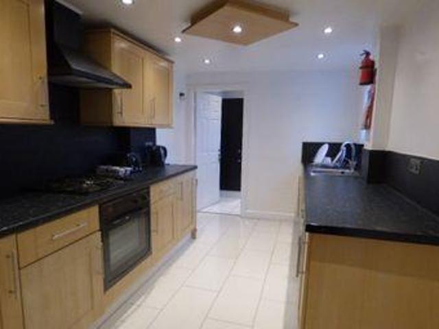 4 Bedrooms for rent in Chiswell Street, Liverpool L7