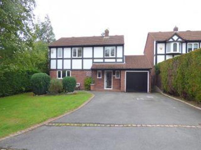 4 Bedrooms for rent in Clipstone Gardens, Oakwood, Derby DE21