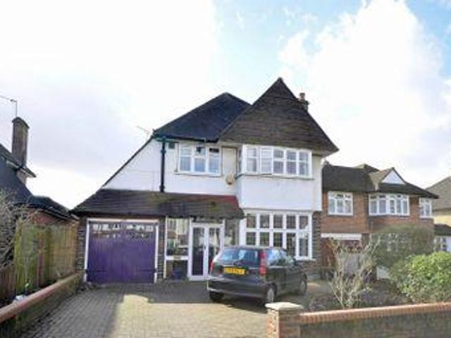 4 Bedrooms for rent in Coombe Lane, West Wimbledon SW20