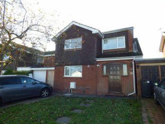 4 Bedrooms for rent in Como Place, Westlands, Staffordshire ST5