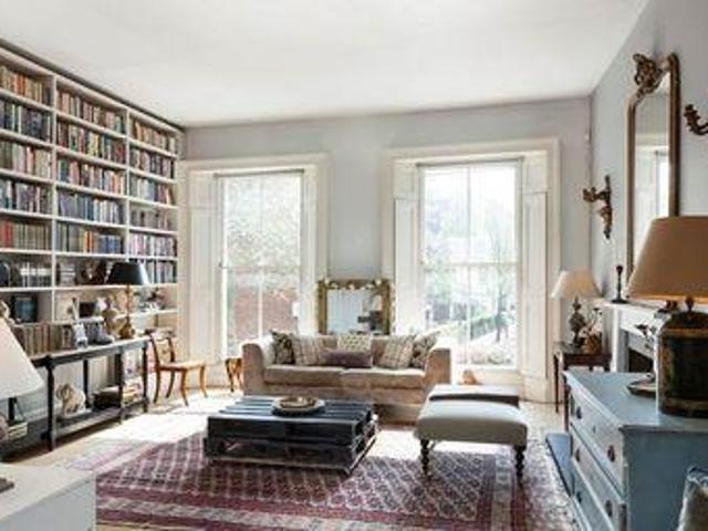 4 Bedrooms for rent in Cornwall Crescent, London W11