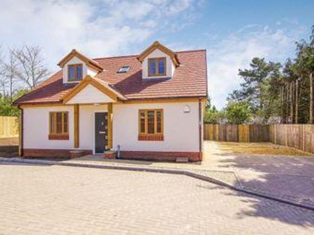 4 Bedrooms for rent in Court Farm Road, Longwell Green, Bristol BS30