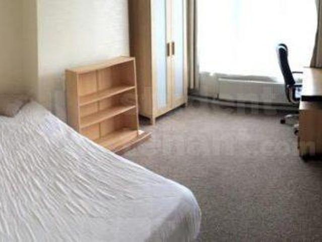 4 Bedrooms for rent in Crossways, Canterbury, Kent CT2
