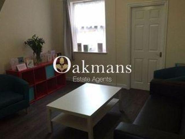 4 Bedrooms for rent in Dawlish Road, Selly Oak, Birmingham B29