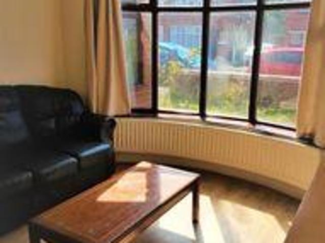 4 Bedrooms for rent in Delacourt Road, Withington M14