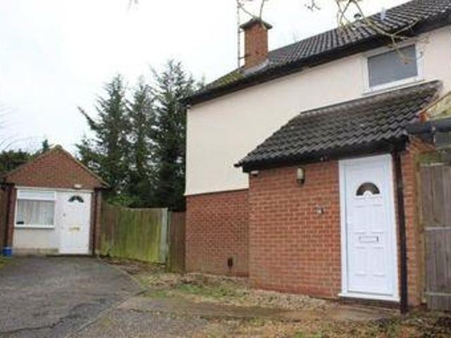 4 Bedrooms for rent in Ely Place, Woodford Green IG8