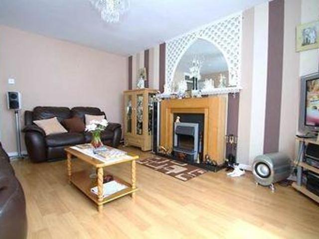 4 Bedrooms for rent in Fawcett Close, London SW11