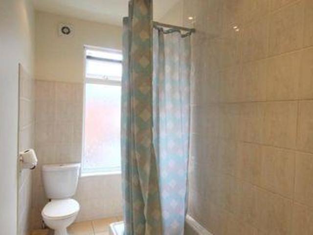 4 Bedrooms for rent in Guest Road, Sheffield S11