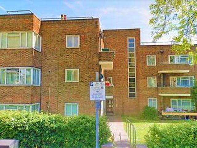 4 Bedrooms for rent in Gap Road, London SW19