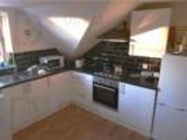 4 Bedrooms for rent in Hyde Park Road, Hyde Park, Leeds LS6