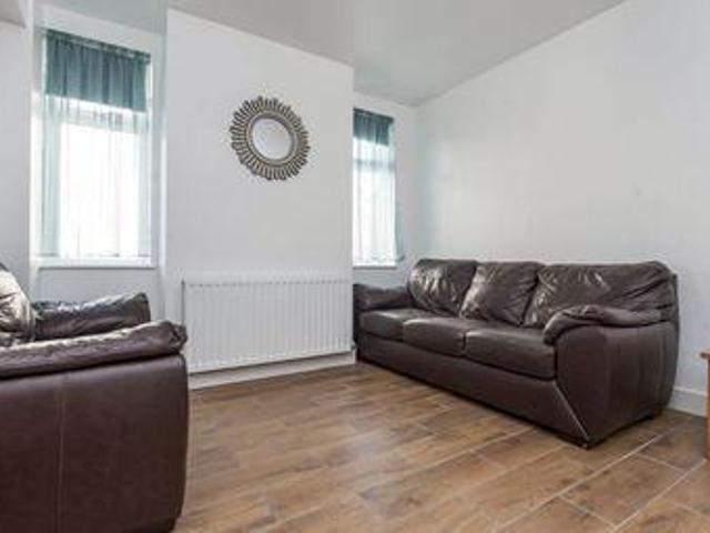 4 Bedrooms for rent in Hanover Street, Cheltenham GL50