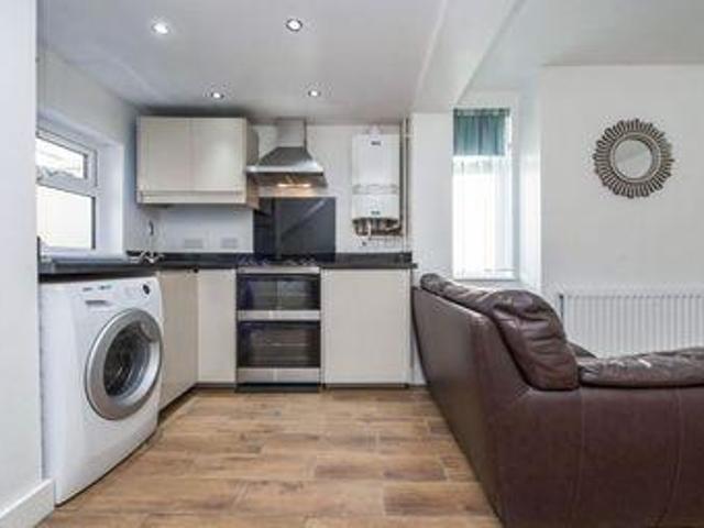 4 Bedrooms for rent in Hanover Street, Cheltenham GL50
