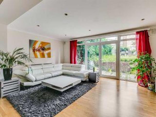 4 Bedrooms for rent in Harley Road, London NW3