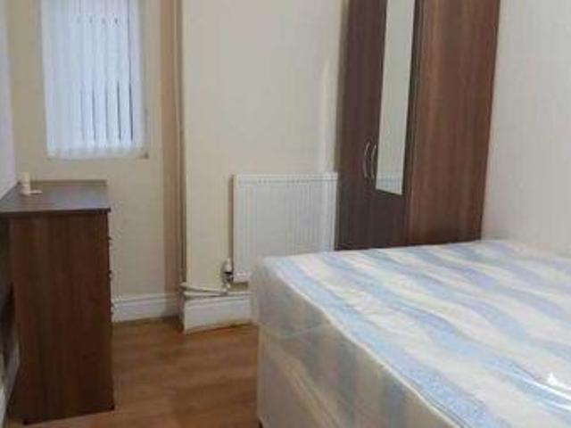 4 Bedrooms for rent in Highfield Road, Coventry CV2