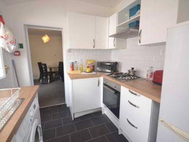 4 Bedrooms for rent in Highgrove Street, Reading RG1