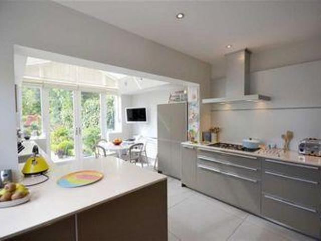 4 Bedrooms for rent in Holland Park Avenue, Holland Park W11