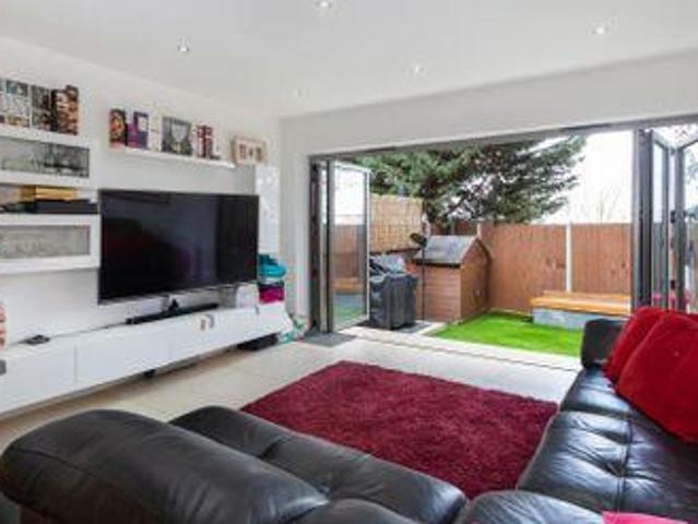 4 Bedrooms for rent in Home Park Road, Wimbledon SW19