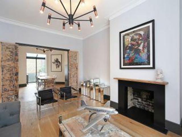 4 Bedrooms for rent in Kensington Park Road, London W11